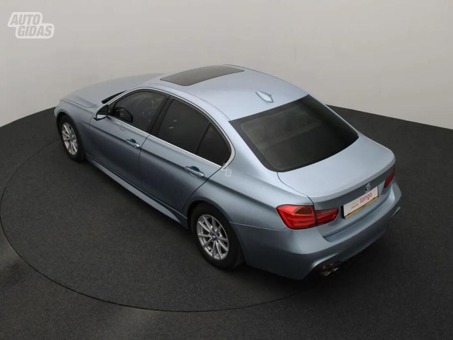 Blue BMW 320 2014 in Vilnius, with an engine capacity of 1.60 L and mileage of 203 thousand km for 11999 €, photo 13 on AUTOMOTO.COM.LV