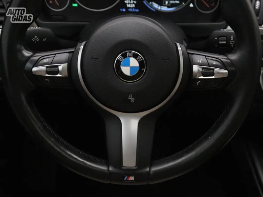 Blue BMW 320 2014 in Vilnius, with an engine capacity of 1.60 L and mileage of 203 thousand km for 11999 €, photo 19 on AUTOMOTO.COM.LV