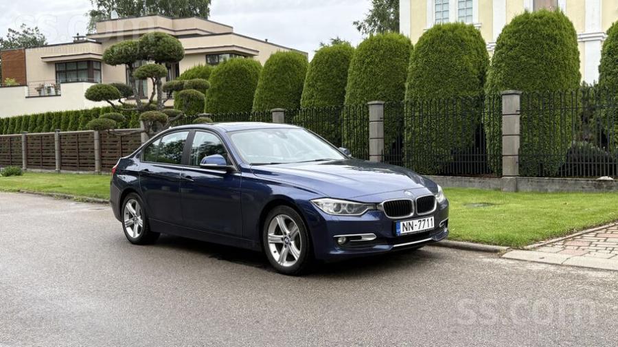 Blue BMW 320 2014 in Riga, with an engine capacity of 2.00 L and mileage of 171 thousand km for 12100 €, photo 4 on AUTOMOTO.COM.LV