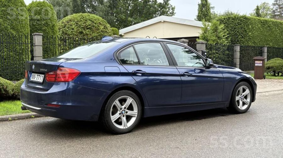 Blue BMW 320 2014 in Riga, with an engine capacity of 2.00 L and mileage of 171 thousand km for 12100 €, photo 6 on AUTOMOTO.COM.LV