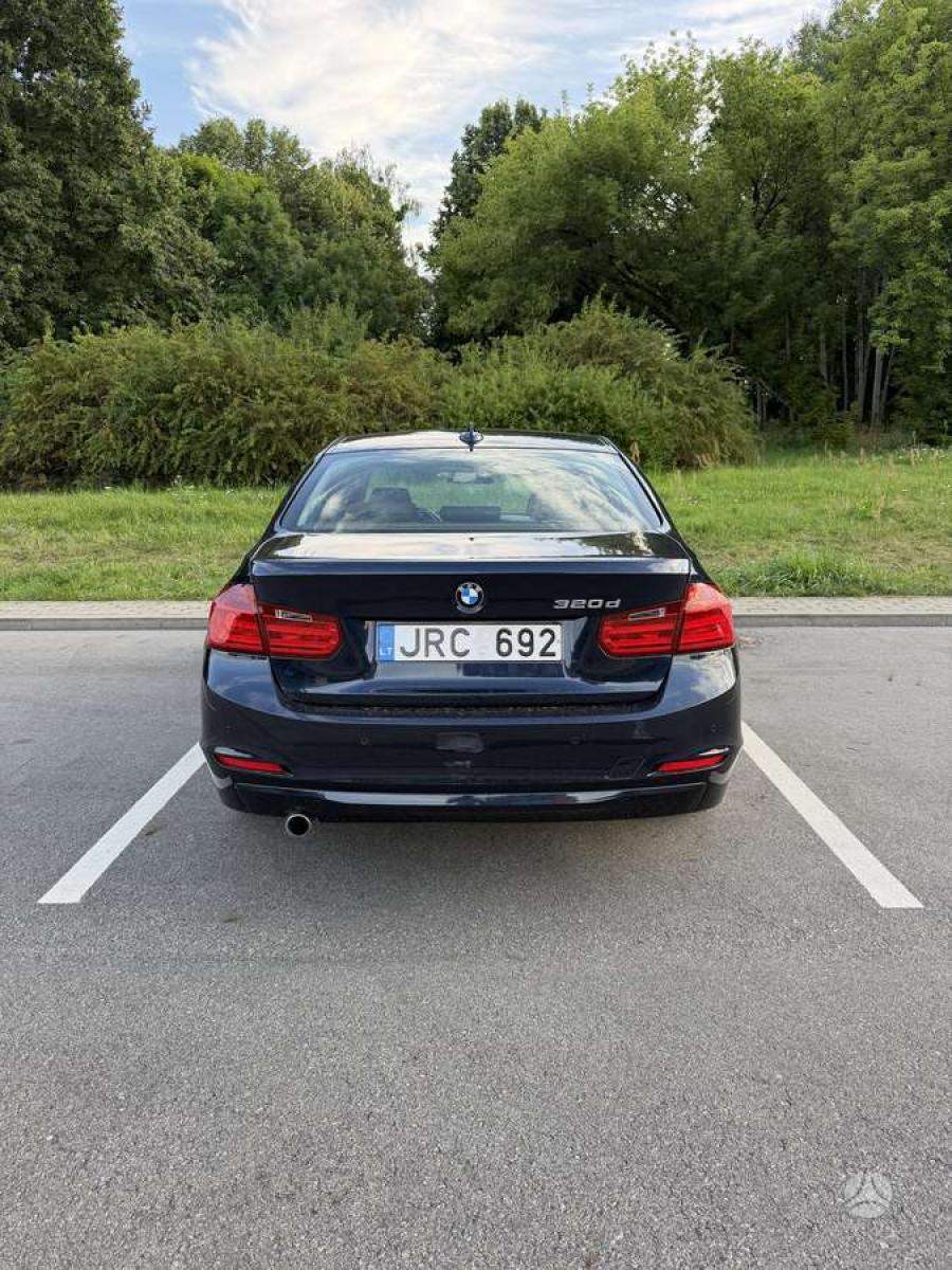 Blue BMW 320 2014 in Kaunas, with an engine capacity of 2.00 L and mileage of 409 thousand km for 9000 €, photo 5 on AUTOMOTO.COM.LV