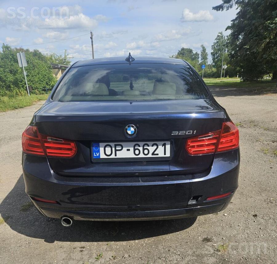 Zils BMW 320 2014 Preiļi, ar dzinēja tilpumu 2.00 L un nobraukumu 303 tūkst. km par 8300 €, foto 3 vietnē AUTOMOTO.COM.LV