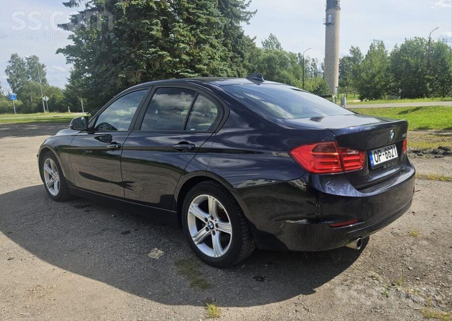 Blue BMW 320 2014 in Riga, with an engine capacity of 2.00 L and mileage of 304 thousand km for 6000 €, photo 3 on AUTOMOTO.COM.LV