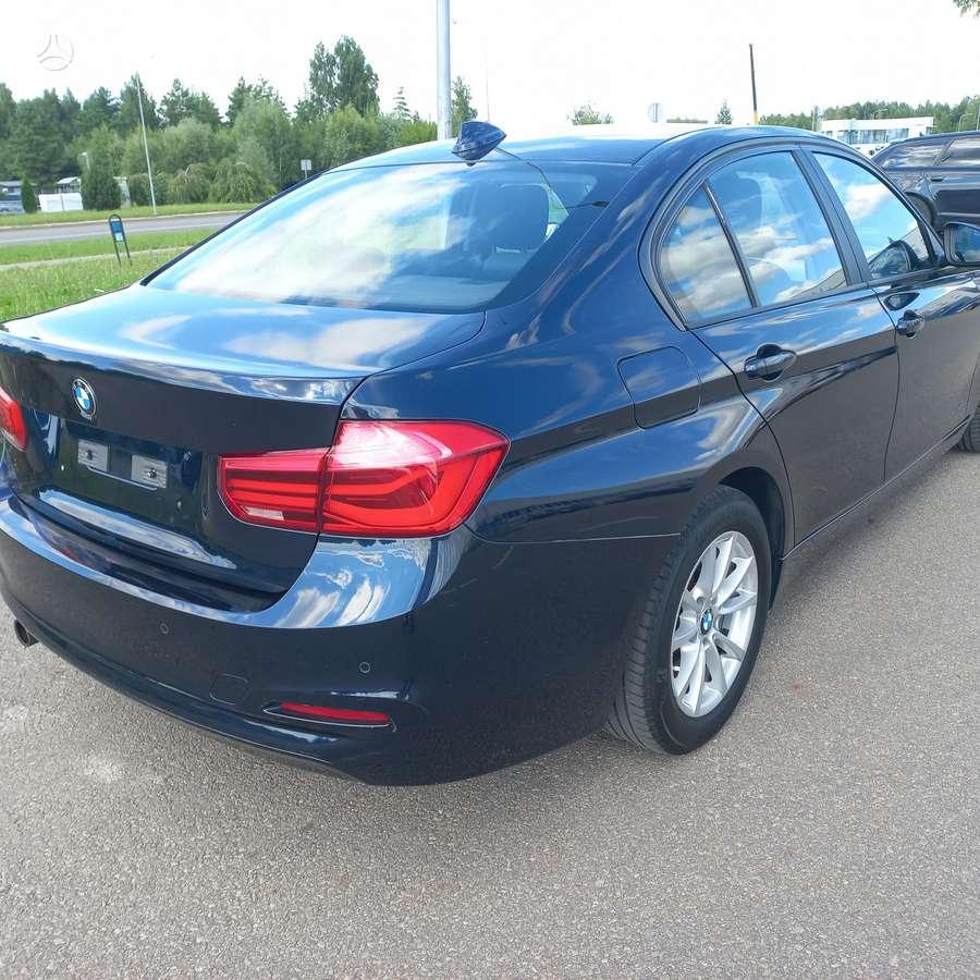 Blue BMW 320 2016 in Panevezys, with an engine capacity of 2.00 L and mileage of 275 thousand km for 7450 €, photo 9 on AUTOMOTO.COM.LV