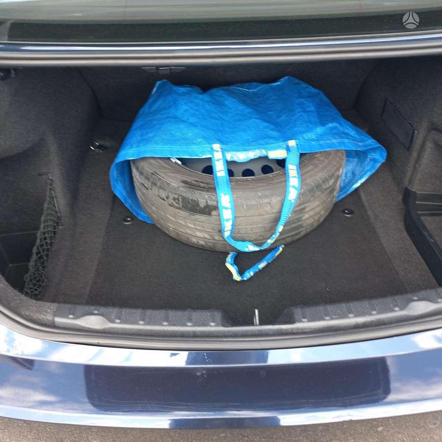 Blue BMW 320 2016 in Panevezys, with an engine capacity of 2.00 L and mileage of 275 thousand km for 7450 €, photo 21 on AUTOMOTO.COM.LV
