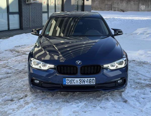 Blue BMW 320 2017 in Vilnius, with an engine capacity of 2.00 L and mileage of 220 thousand km for 13999 €, photo 8 on AUTOMOTO.COM.LV