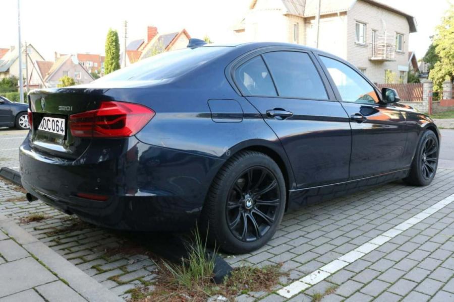 Zils BMW 320 2017 Klaipėda, ar dzinēja tilpumu 2.00 L un nobraukumu 193 tūkst. km par 9500 €, foto 3 vietnē AUTOMOTO.COM.LV