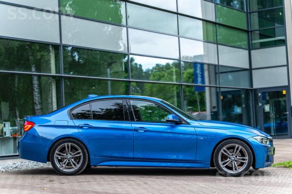 Blue BMW 320 2017 in Riga, with an engine capacity of 2.00 L and mileage of 100 thousand km for 17990 €, photo 4 on AUTOMOTO.COM.LV