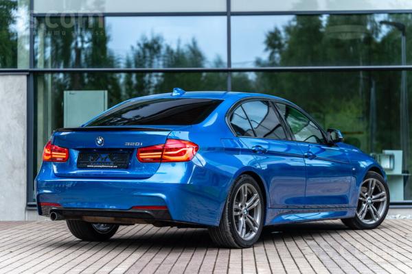 Blue BMW 320 2017 in Riga, with an engine capacity of 2.00 L and mileage of 100 thousand km for 17990 €, photo 7 on AUTOMOTO.COM.LV
