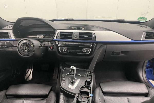 Blue BMW 320 2018 in Kaunas, with an engine capacity of 2.00 L and mileage of 210 thousand km for 11798 €, photo 7 on AUTOMOTO.COM.LV
