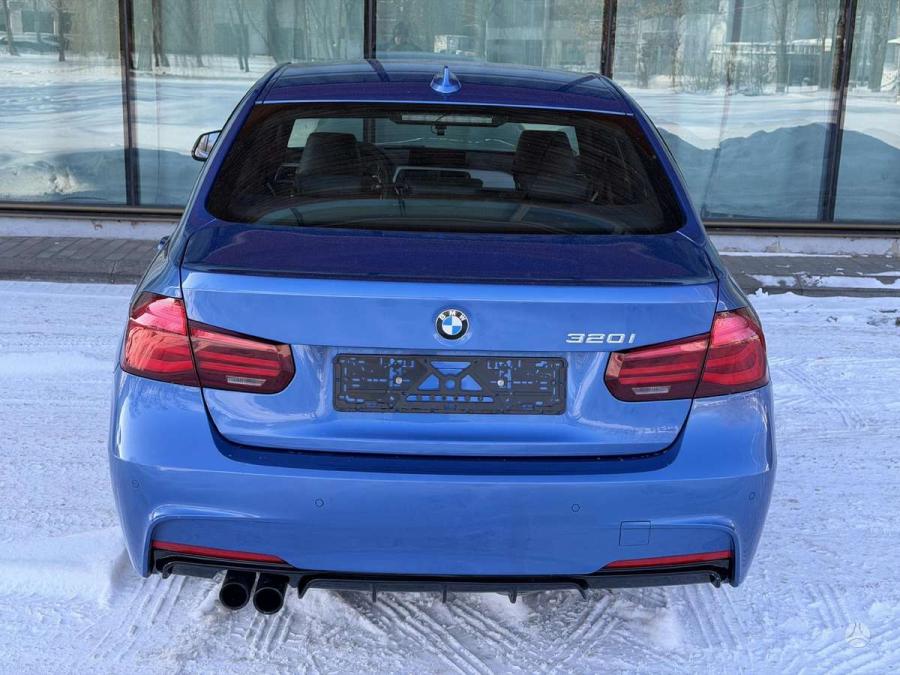 Zils BMW 320 2018 Kauņa, ar dzinēja tilpumu 2.00 L un nobraukumu 220 tūkst. km par 13661 €, foto 5 vietnē AUTOMOTO.COM.LV