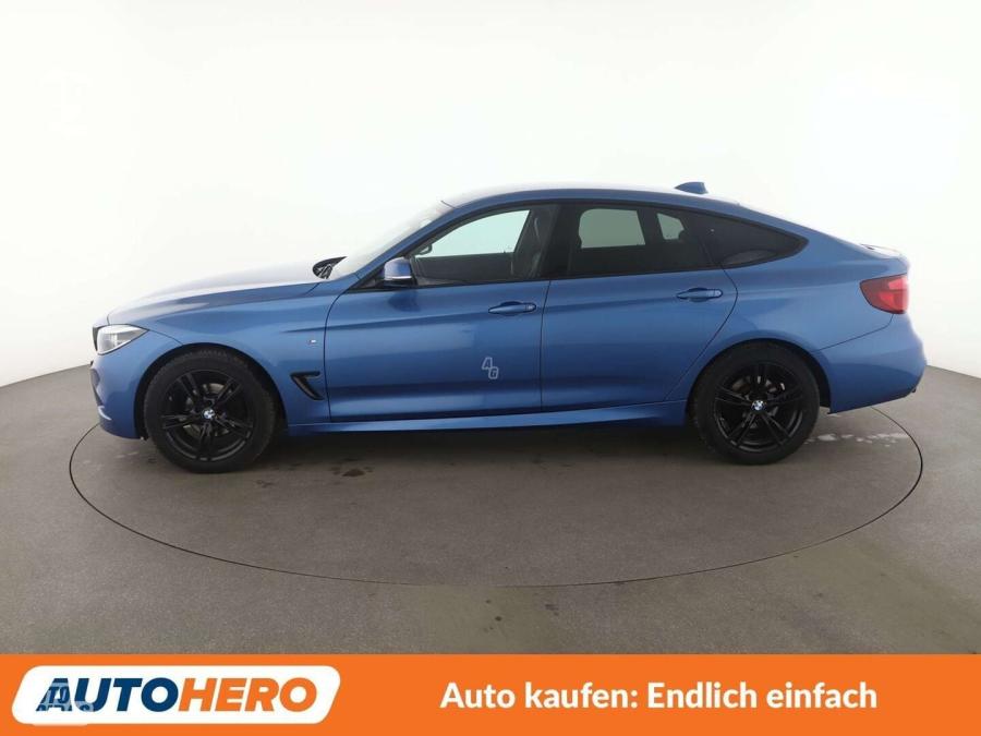 Blue BMW 320 2019 in Kaunas, with an engine capacity of 2.00 L and mileage of 46 thousand km for 27468 €, photo 3 on AUTOMOTO.COM.LV