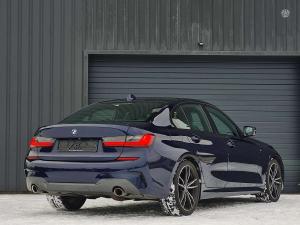 Blue BMW 320 2019 in Kaunas, with an engine capacity of 2.00 L and mileage of 198 thousand km for 24750 €, photo 8 on AUTOMOTO.COM.LV
