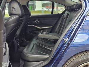 Zils BMW 320 2019 Viļņa, ar dzinēja tilpumu 2.00 L un nobraukumu 199 tūkst. km par 19900 €, foto 24 vietnē AUTOMOTO.COM.LV