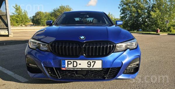 Blue BMW 320 2019 in Riga, with an engine capacity of 2.00 L and mileage of 91 thousand km for 27400 €, photo 3 on AUTOMOTO.COM.LV