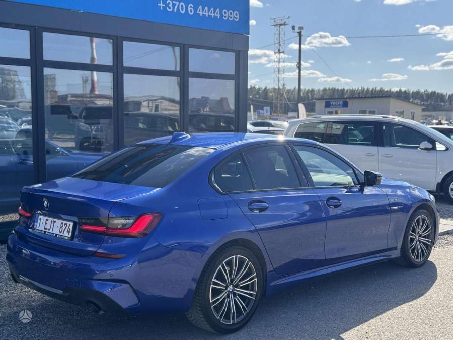 Blue BMW 320 2019 in Vilnius, with an engine capacity of 2.00 L and mileage of 214 thousand km for 19950 €, photo 5 on AUTOMOTO.COM.LV