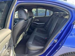 Blue BMW 320 2019 in Vilnius, with an engine capacity of 2.00 L and mileage of 214 thousand km for 19950 €, photo 11 on AUTOMOTO.COM.LV