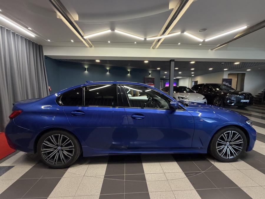 Blue BMW 320 2019 in Riga, with an engine capacity of 2.00 L and mileage of 93 thousand km for 26500 €, photo 5 on AUTOMOTO.COM.LV