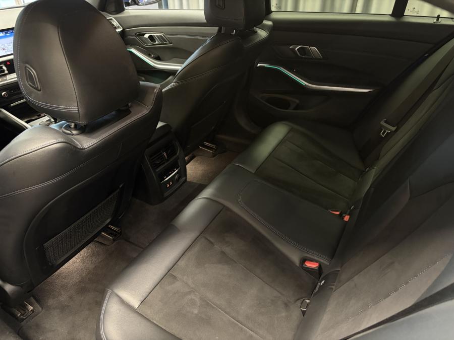 Blue BMW 320 2019 in Riga, with an engine capacity of 2.00 L and mileage of 93 thousand km for 26500 €, photo 29 on AUTOMOTO.COM.LV