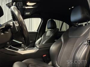 Blue BMW 320 2019 in Riga, with an engine capacity of 2.00 L and mileage of 93 thousand km for 26500 €, photo 12 on AUTOMOTO.COM.LV