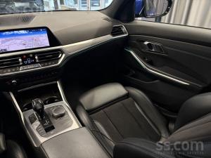 Blue BMW 320 2019 in Riga, with an engine capacity of 2.00 L and mileage of 93 thousand km for 26500 €, photo 16 on AUTOMOTO.COM.LV