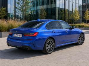 Blue BMW 320 2019 in Vilnius, with an engine capacity of 2.00 L and mileage of 214 thousand km for 19950 €, photo 7 on AUTOMOTO.COM.LV