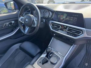Blue BMW 320 2019 in Vilnius, with an engine capacity of 2.00 L and mileage of 214 thousand km for 19950 €, photo 13 on AUTOMOTO.COM.LV