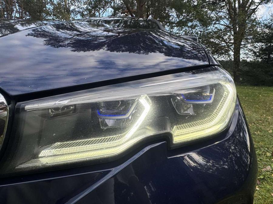 Blue BMW 320 2019 in Kaunas, with an engine capacity of 2.00 L and mileage of 232 thousand km for 24750 €, photo 22 on AUTOMOTO.COM.LV