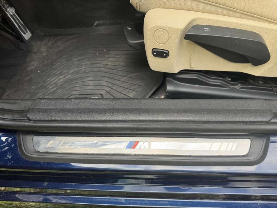 Blue BMW 320 2019 in Kaunas, with an engine capacity of 2.00 L and mileage of 232 thousand km for 24750 €, photo 24 on AUTOMOTO.COM.LV