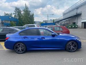 Синий БМВ 320 2019 в Даугавпилс, объемом двигателя 2.00 л и пробегом 101 тыс. км за 30000 €, фото 3 на AUTOMOTO.COM.LV