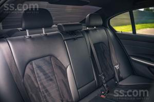 Zils BMW 320 2020 Rīga, ar dzinēja tilpumu 2.00 L un nobraukumu 104 tūkst. km par 25990 €, foto 19 vietnē AUTOMOTO.COM.LV