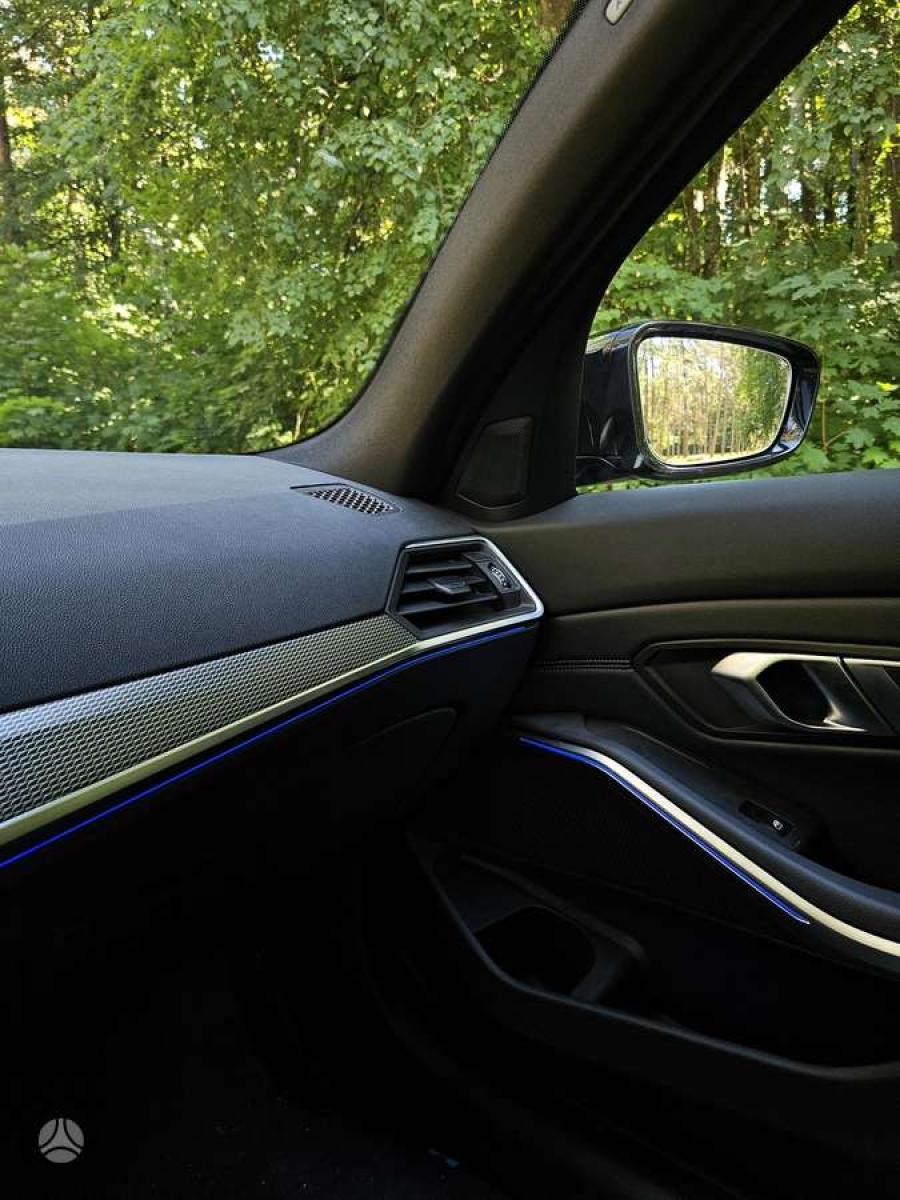 Zils BMW 320 2021 Panevēža, ar dzinēja tilpumu 2.00 L un nobraukumu 12 tūkst. km par 27500 €, foto 11 vietnē AUTOMOTO.COM.LV