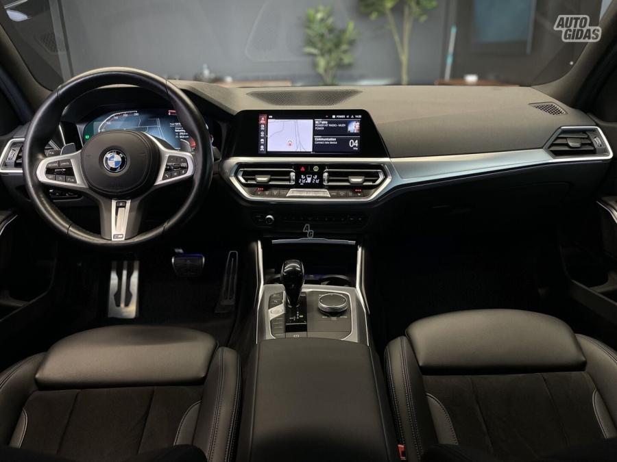 Blue BMW 320 2021 in Klaipeda, with an engine capacity of 2.00 L and mileage of 132 thousand km for 28252 €, photo 12 on AUTOMOTO.COM.LV