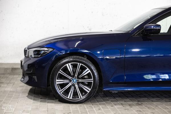 Zils BMW 320 2022 Viļņa, ar dzinēja tilpumu 2.00 L un nobraukumu 109 tūkst. km par 28771 €, foto 8 vietnē AUTOMOTO.COM.LV