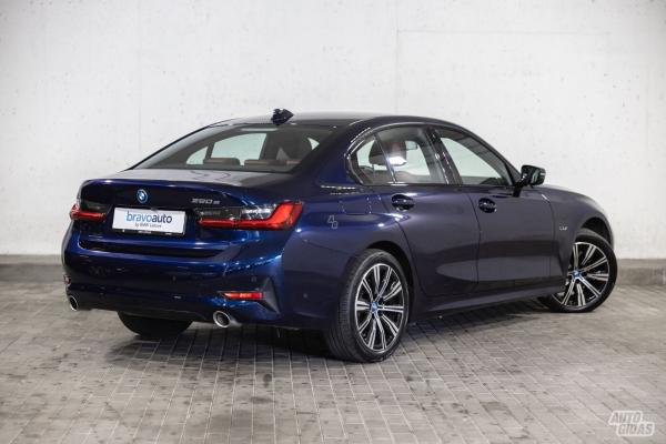 Zils BMW 320 2022 Viļņa, ar dzinēja tilpumu 2.00 L un nobraukumu 109 tūkst. km par 28771 €, foto 11 vietnē AUTOMOTO.COM.LV