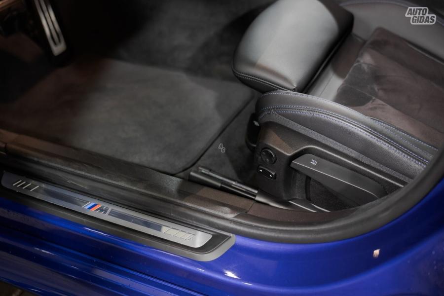 Zils BMW 320 2023 Viļņa, ar dzinēja tilpumu 2.00 L un nobraukumu 38 tūkst. km par 41991 €, foto 32 vietnē AUTOMOTO.COM.LV