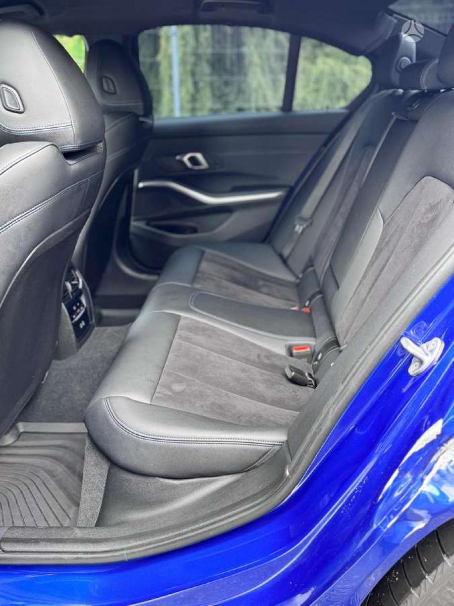 Blue BMW 320 2024 in Vievis, with an engine capacity of 2.00 L and mileage of 70 thousand km for 16750 €, photo 23 on AUTOMOTO.COM.LV