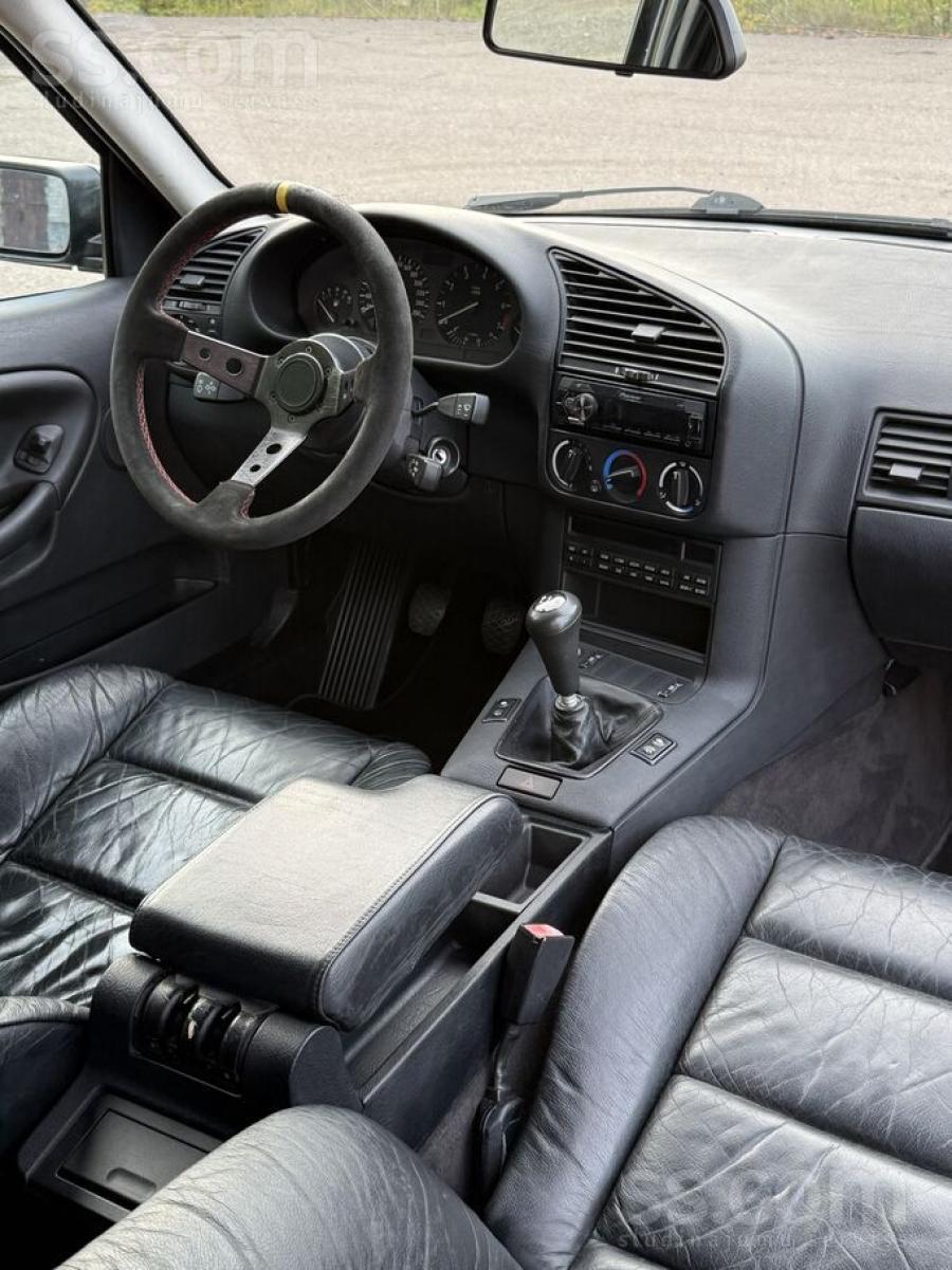Zils BMW 320 1995 Rīga, ar dzinēja tilpumu 2.00 L un nobraukumu 212 tūkst. km par 5600 €, foto 8 vietnē AUTOMOTO.COM.LV