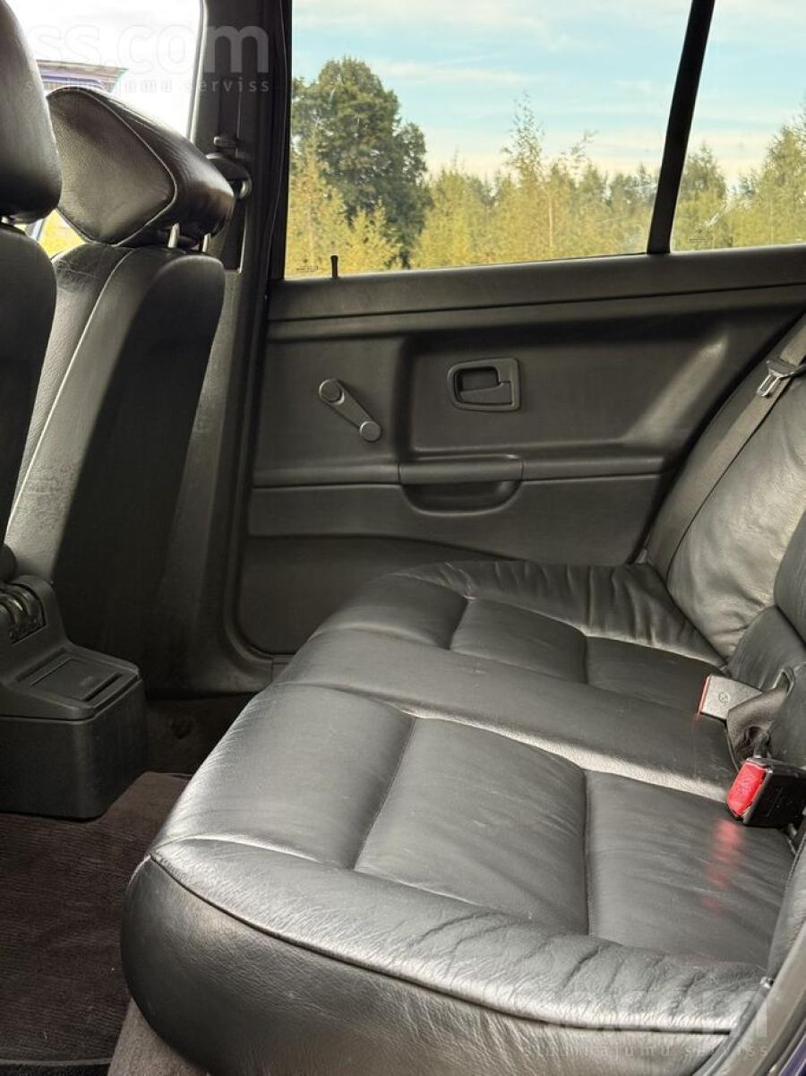 Zils BMW 320 1995 Rīga, ar dzinēja tilpumu 2.00 L un nobraukumu 212 tūkst. km par 5600 €, foto 9 vietnē AUTOMOTO.COM.LV
