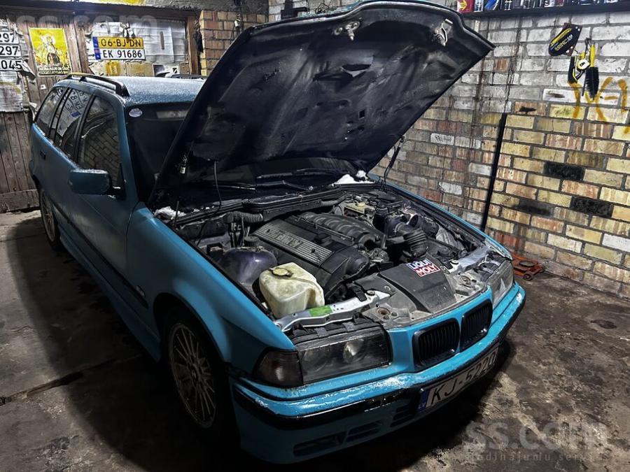 Zils BMW 320 1997 Dobele, ar dzinēja tilpumu 2.50 L un nobraukumu 305 tūkst. km par 1550 €, foto 6 vietnē AUTOMOTO.COM.LV
