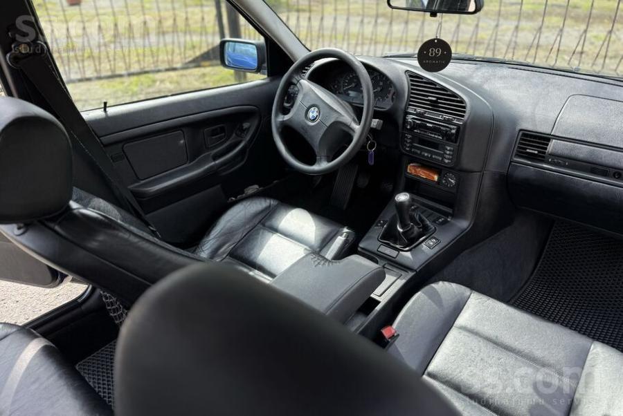 Zils BMW 320 1998 Dobele, ar dzinēja tilpumu 1.80 L un nobraukumu 220 tūkst. km par 4000 €, foto 10 vietnē AUTOMOTO.COM.LV