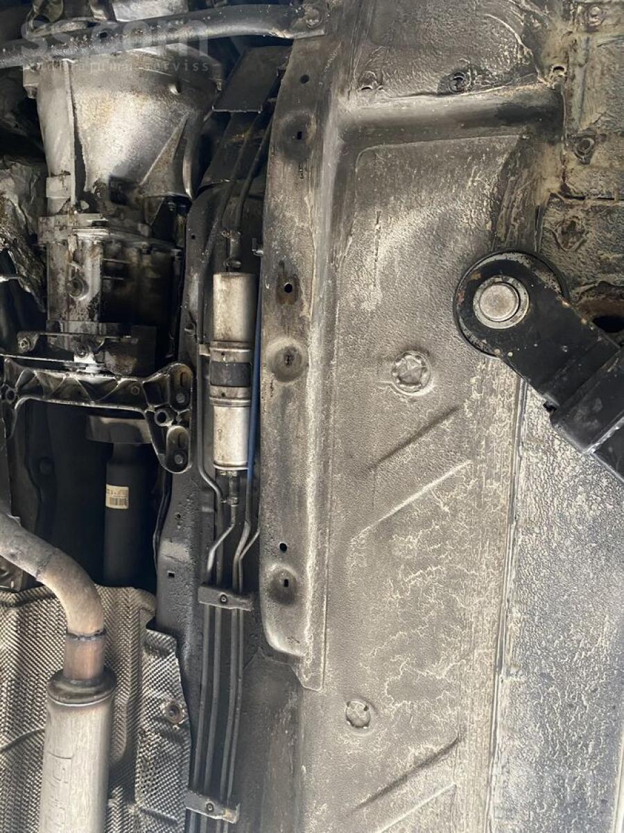 Zils BMW 320 1998 Dobele, ar dzinēja tilpumu 1.80 L un nobraukumu 220 tūkst. km par 4000 €, foto 28 vietnē AUTOMOTO.COM.LV