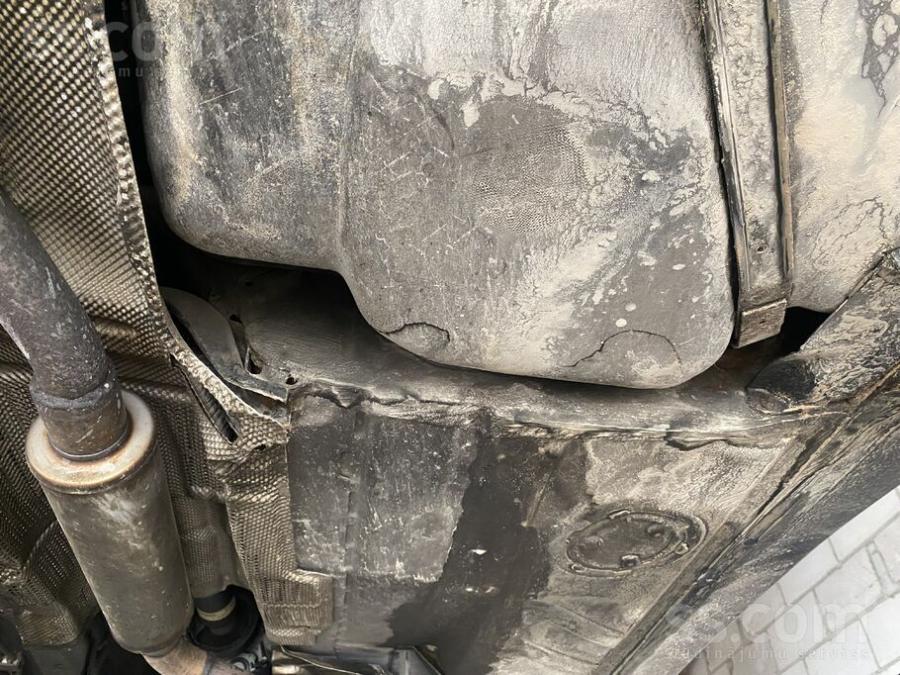 Zils BMW 320 1998 Dobele, ar dzinēja tilpumu 1.80 L un nobraukumu 220 tūkst. km par 4000 €, foto 31 vietnē AUTOMOTO.COM.LV