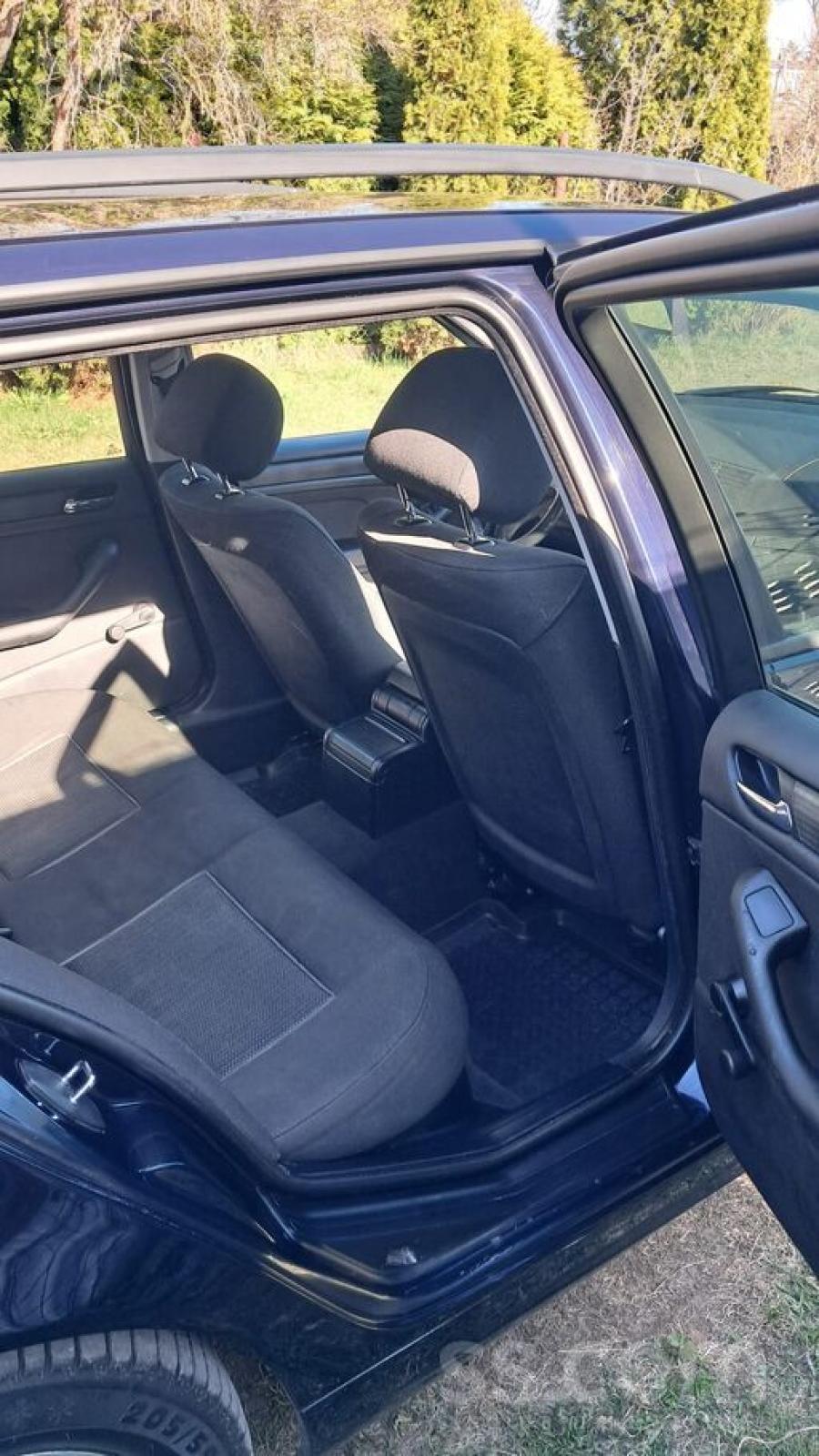 Zils BMW 320 2002 Rīga, ar dzinēja tilpumu 2.00 L un nobraukumu 371 tūkst. km par 2200 €, foto 11 vietnē AUTOMOTO.COM.LV