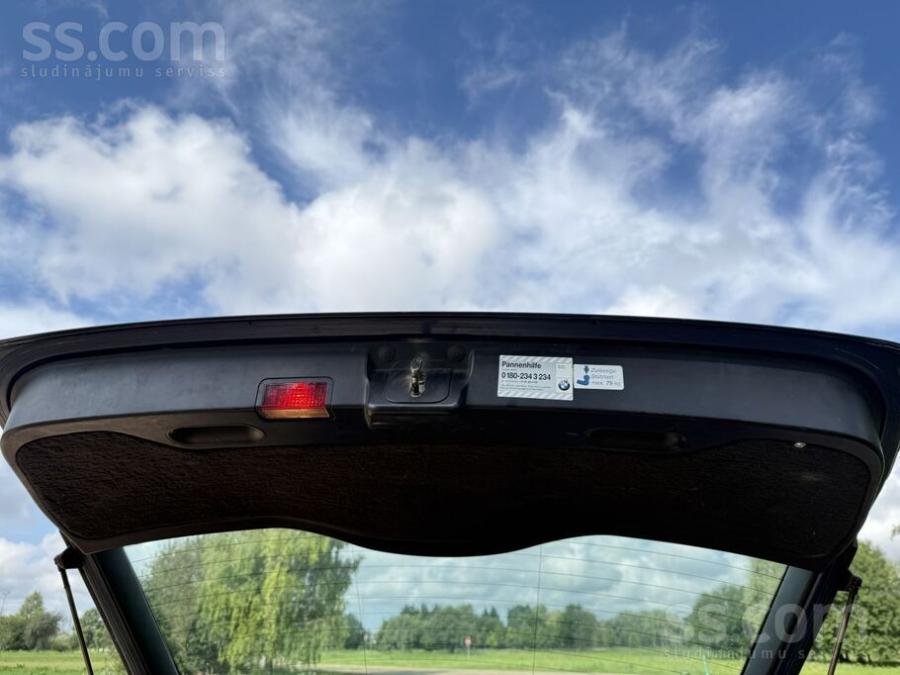 Zils BMW 320 2002 Rīga, ar dzinēja tilpumu 2.00 L un nobraukumu 320 tūkst. km par 2200 €, foto 14 vietnē AUTOMOTO.COM.LV