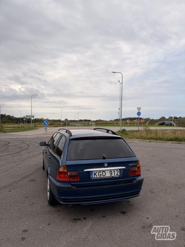 Zils BMW 320 2002 Panevēža, ar dzinēja tilpumu 2.00 L un nobraukumu 339 tūkst. km par 1300 €, foto 4 vietnē AUTOMOTO.COM.LV