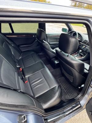 Zils BMW 320 2002 Cēsis, ar dzinēja tilpumu 2.20 L un nobraukumu 305 tūkst. km par 2750 €, foto 12 vietnē AUTOMOTO.COM.LV
