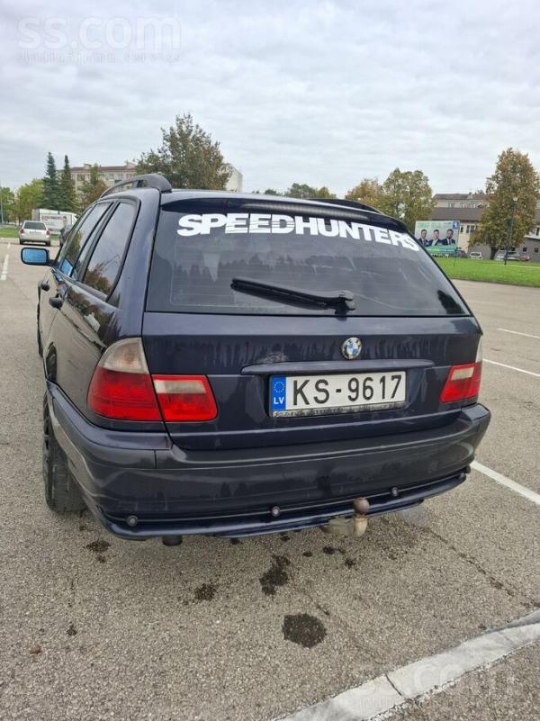 Zils BMW 320 2002 Aizkraukle, ar dzinēja tilpumu 2.00 L un nobraukumu 404 tūkst. km par 2100 €, foto 4 vietnē AUTOMOTO.COM.LV