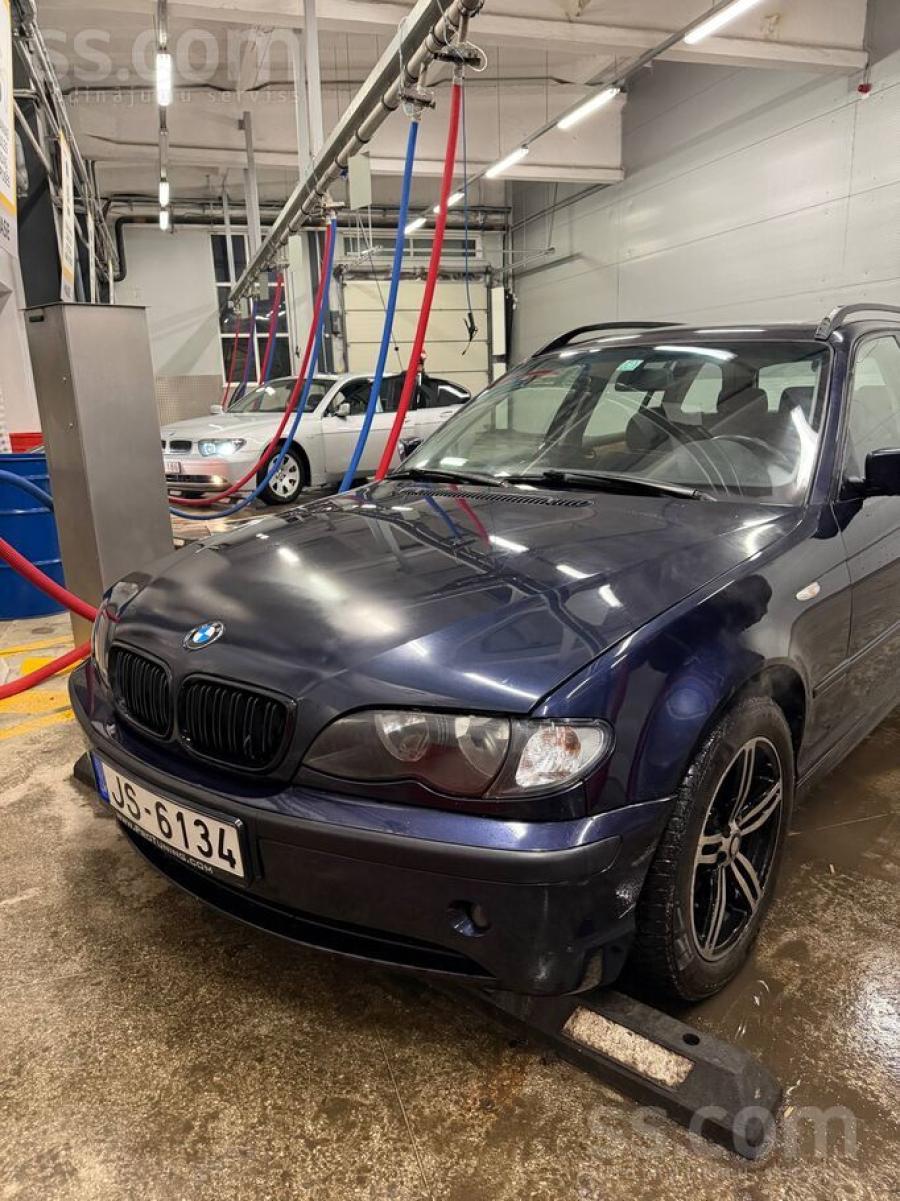 Blue BMW 320 2003 in Riga, with an engine capacity of 2.00 L and mileage of 525 thousand km for 1900 €, photo 1 on AUTOMOTO.COM.LV