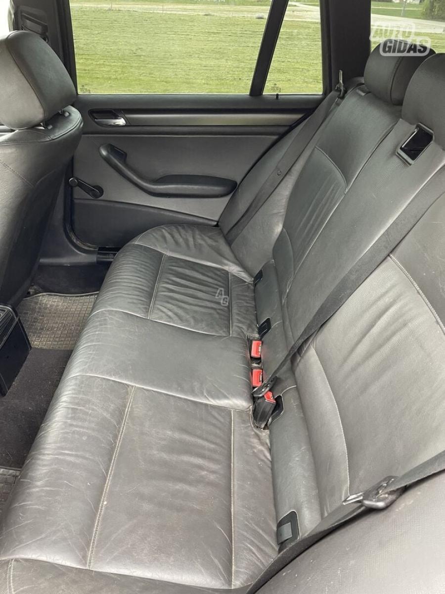 Zils BMW 320 2003 Jonava, ar dzinēja tilpumu 2.00 L un nobraukumu 438 tūkst. km par 1750 €, foto 12 vietnē AUTOMOTO.COM.LV